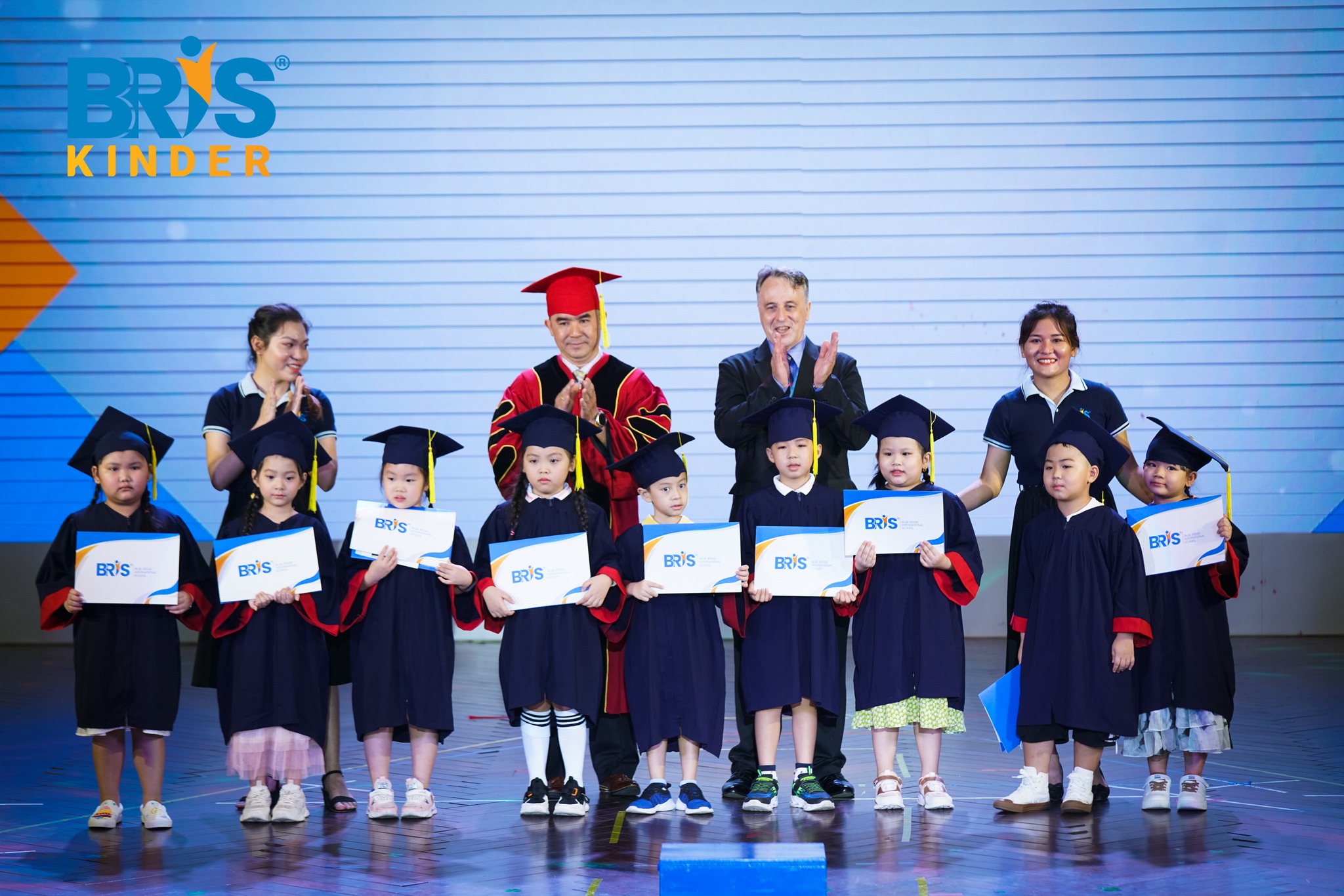 GRADUATION CEREMONY 2023 | WINGSPAN AND FLY - Hệ thống Trường Quốc Tế BRIS