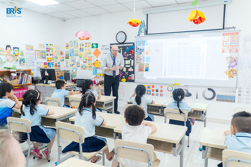 Có nên cho con học lớp tích hợp không? ưu và nhược điểm - Hệ thống ...